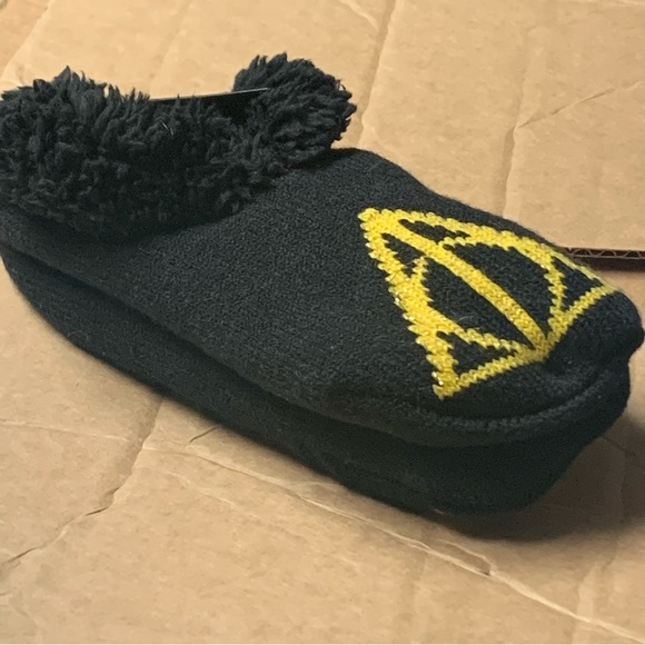 Hot Topic | Shoes | Harry Potter Deathly Hallows Cozy Faux Fur Gripper ...